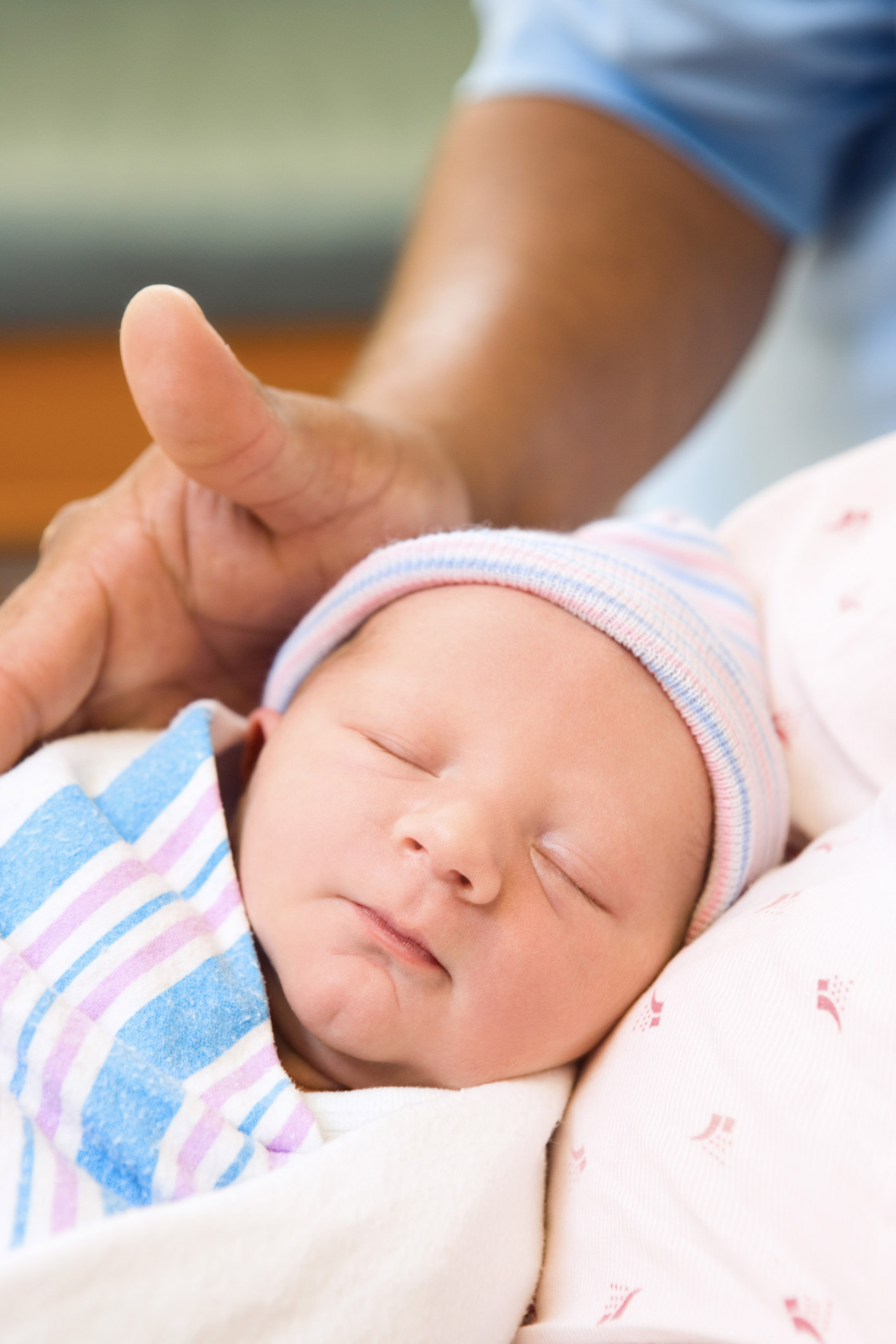 Treating Low Blood Sugar in Newborns | National Institutes of Health (NIH)